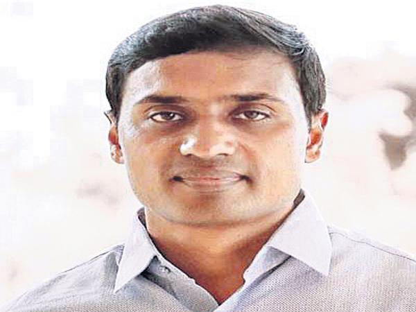 Chandrababu is indulging in cheap politics: Mithun Reddy | YSR Congress ...