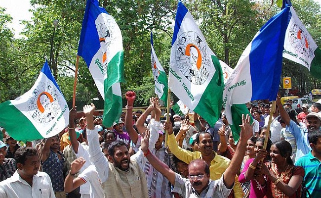 ఎల్లుండి నుంచి గడప గడపకూ వైయ‌స్ఆర్ సీపీ | YSR Congress Party
